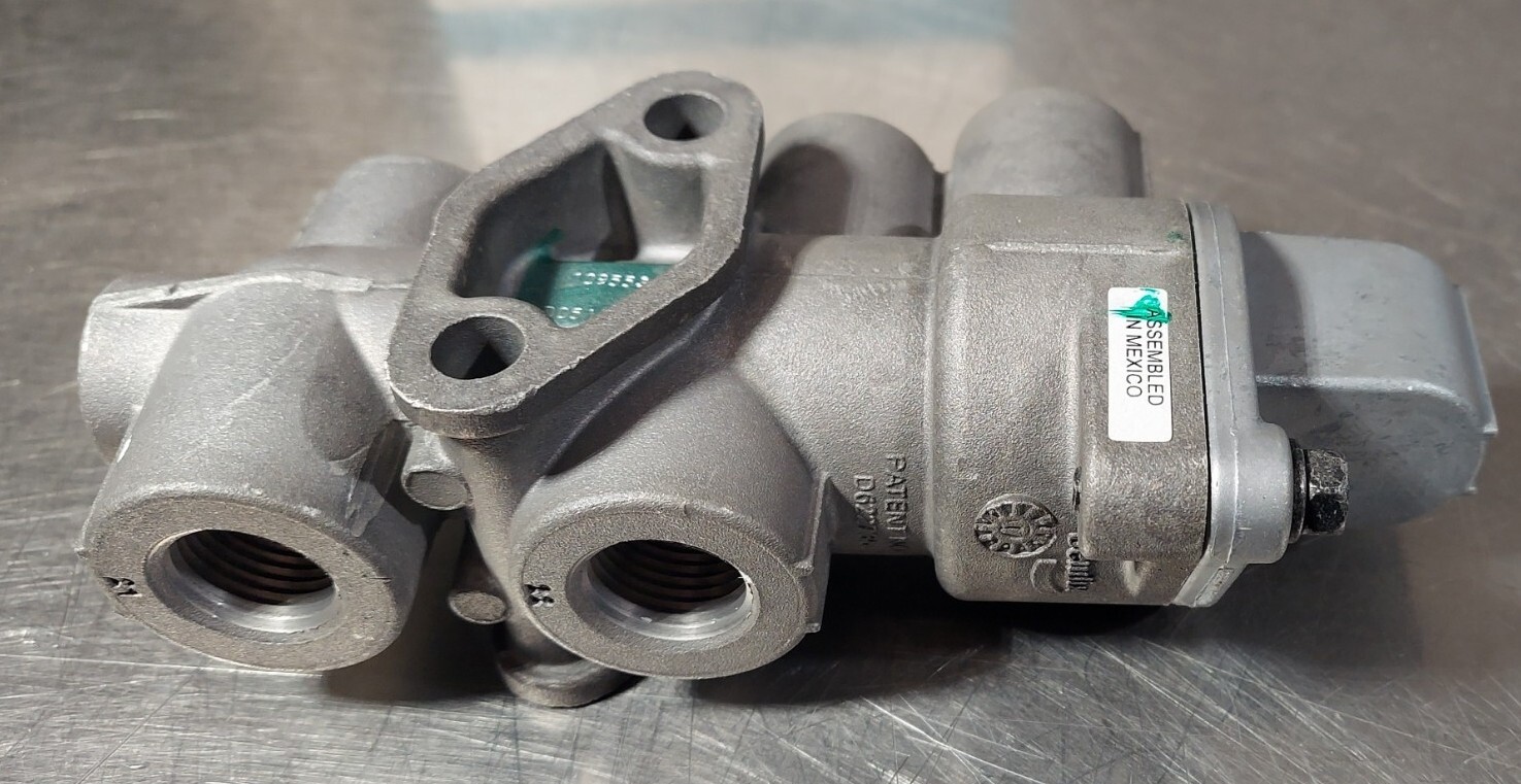 Genuine - Bendix 065706 TP-3DC Tractor Protection Valve | eBay