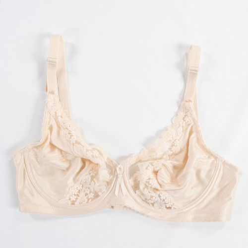 Wacoal Bra Size 32C Satin & Lace Unlined Soft Cup 85103 Underwire in ...