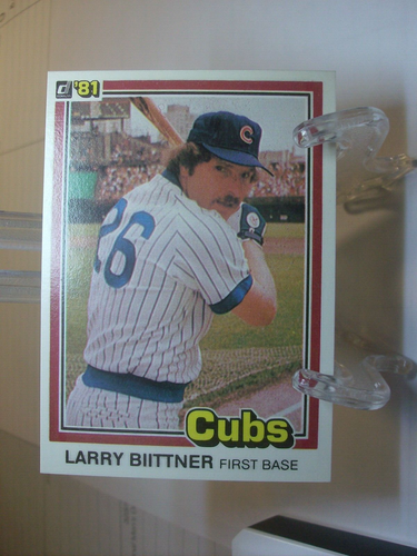 1981 Donruss Baseball Card #515 - Larry Biittner - Chicago Cubs (98496 ...
