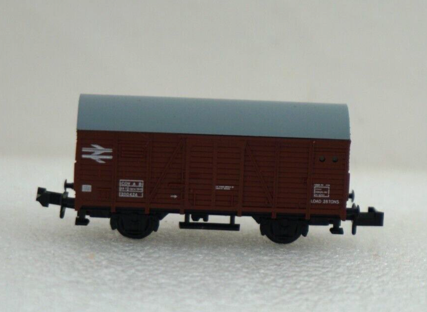 Minitrix BRITISH RAIL N Scale Bauxite Box Van Wagon Train Car - 13574 ...