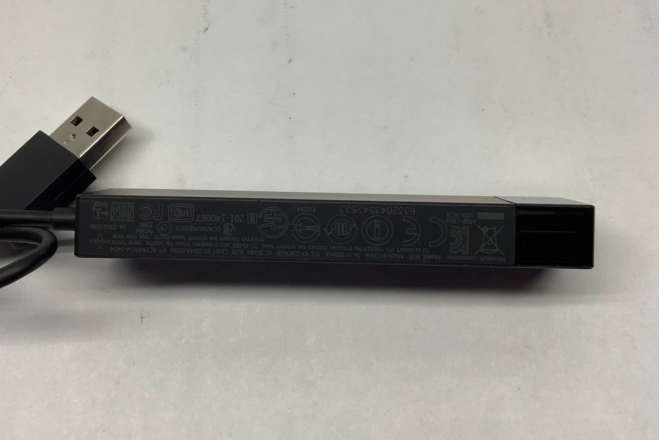 Microsoft Wireless Display Adapter Model 1628 / VGC | eBay