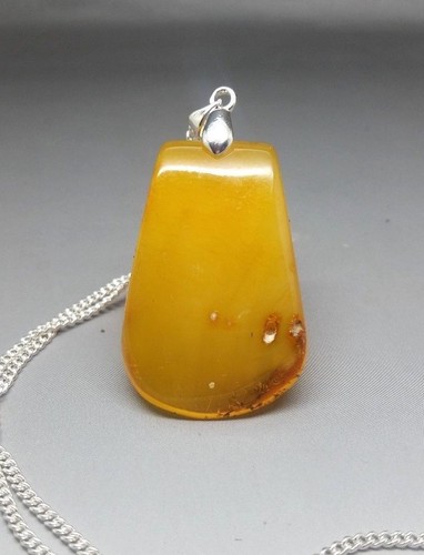 7,4 grams Genuine Natural Butterscotch/Yellow Baltic Amber Pendant ...