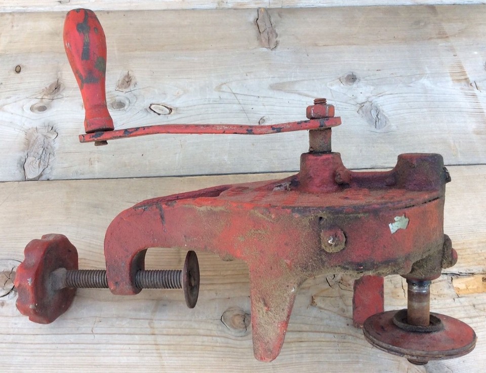 Vintage Keystone Iron City Blacksmith Hand Crank Bench Grinder | eBay