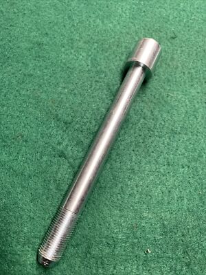 Triumph Front Wheel Spindle 1946-56 W578 New | eBay