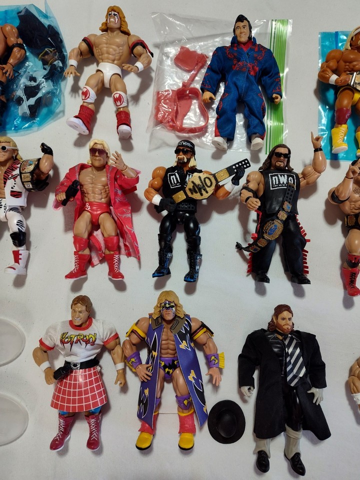 WWE Superstars Mattel Action Figure Lot - 15 Loose Figures + 1 MOC ...