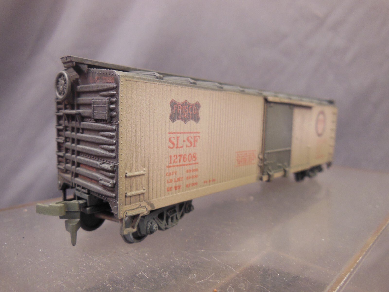 HO SCALE SLSF 127608 FRISCO WOOD BOX CAR WEATHERED | eBay