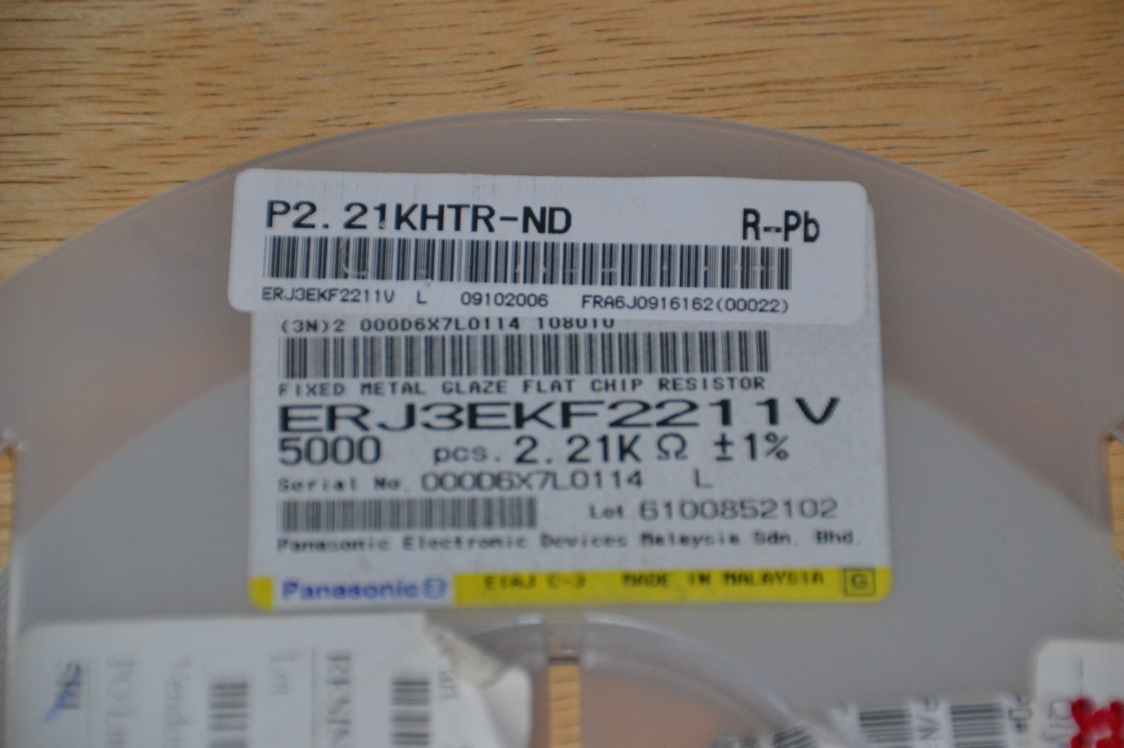 Lot of 3392 Genuine Panasonic ERJ3EKF2211V Resistors 2.21K OHM 1% 1/16W ...