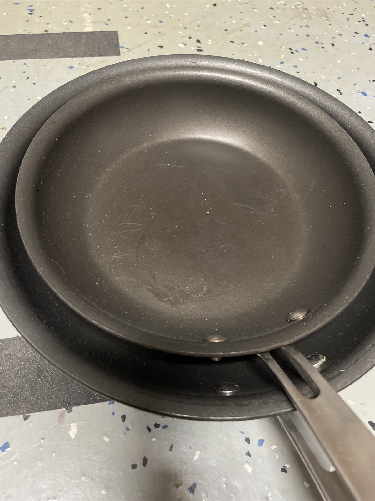 Kirkland Signature 12 Piece Non Stick Cookware Set Used Missing 2 Lids