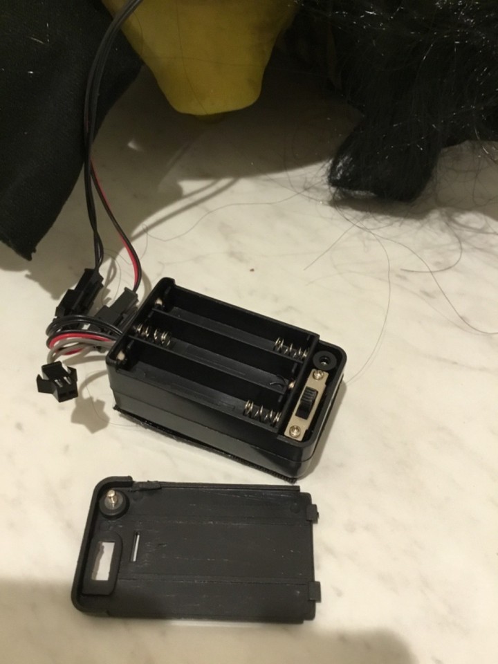 Grandin Road Animated Tapping Witch Halloween Motion Activated Window ...