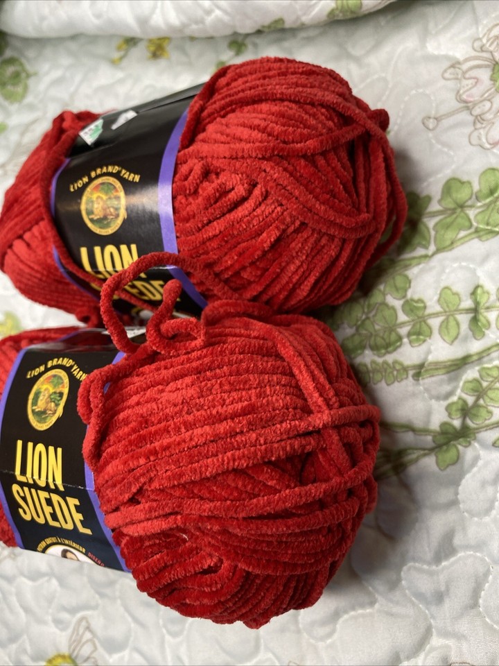 Lion Brand Yarn Lion Suede #113 SCARLET 3oz Crochet Knitting 2PK Same ...