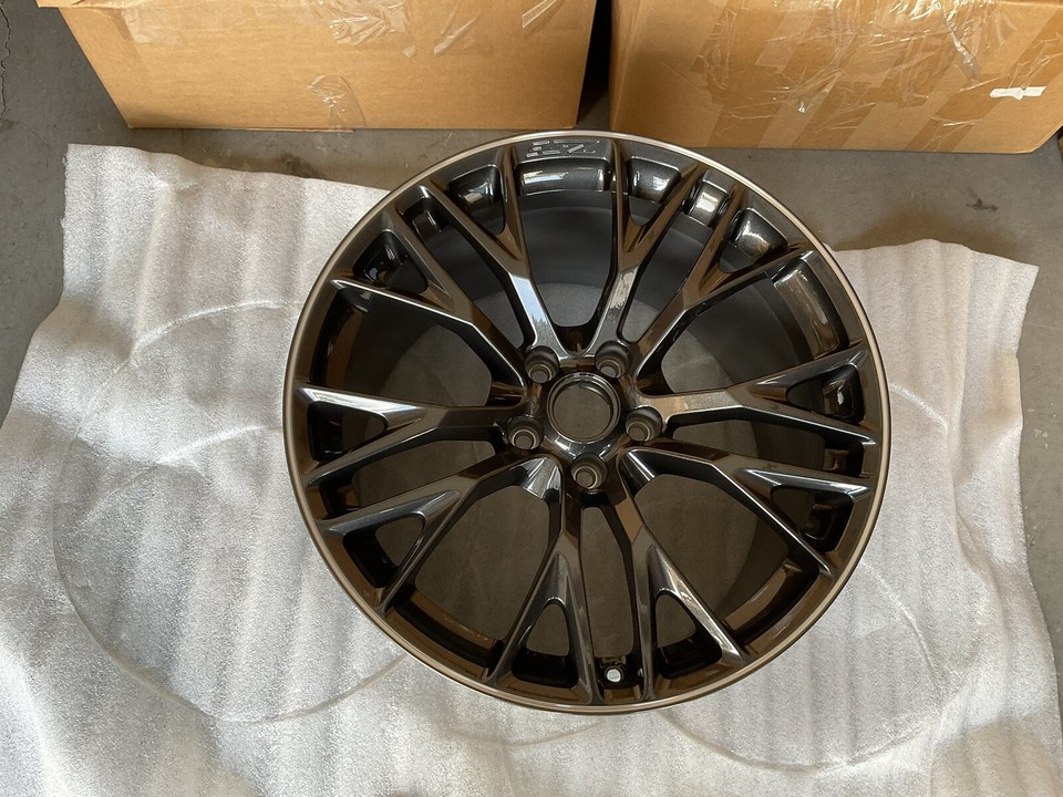 Corvette Gm Z06 SPECTRA GRAY GM Wheel C7 2016-19 19x10 One Wheel New | eBay