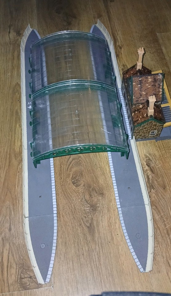 Hornby Station Terminus 00 Gauge Scale Model | eBay UK