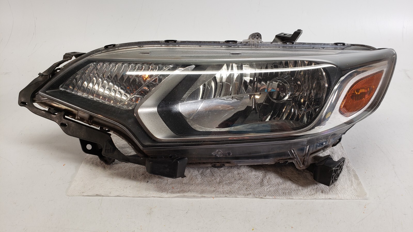 2015-2017 HONDA FIT HEADLIGHT DRIVER LEFT HALOGEN HALO HEAD LAMP 15-17 ...