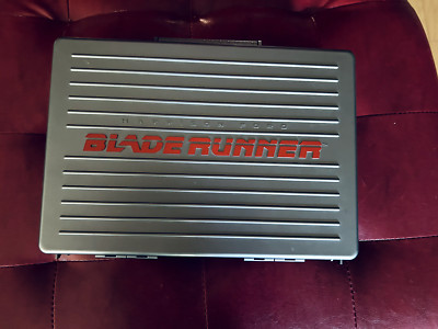 Blade Runner Limited Edition Briefcase Suitcase DVD Set - COMPLETE MINT ...