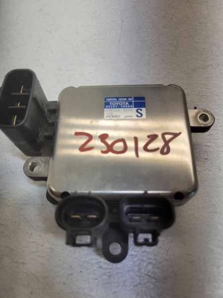 2009-2015 Toyota Venza Radiator Cooling Fan Module 89257-30060 | eBay