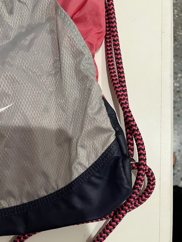 Nike Cinch Bag backpack Pink gray Drawstring closure Zip pocket ...