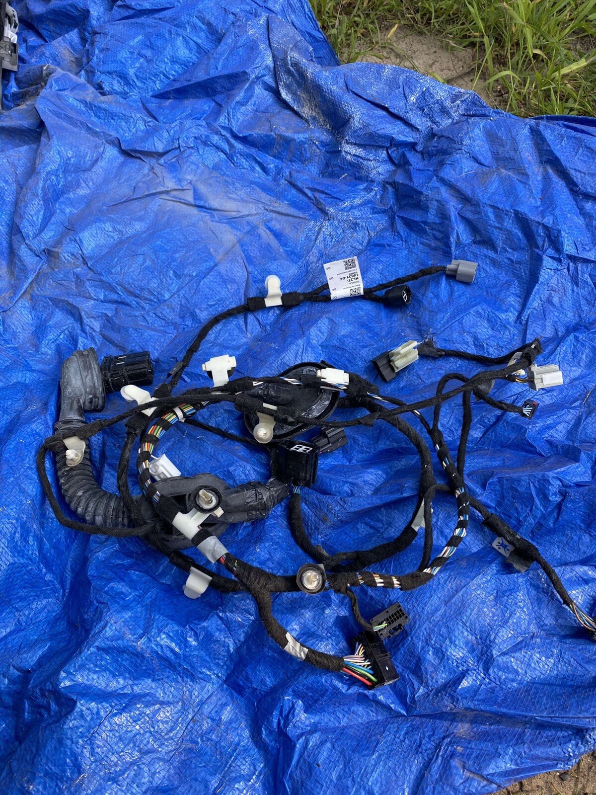 2015-16-17-18-19-oem-wiring-harness-connector-door-lock-switch-hl3t