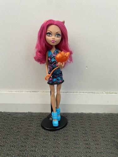 Monster High Ghoul Fair Howleen Wolf | eBay Australia