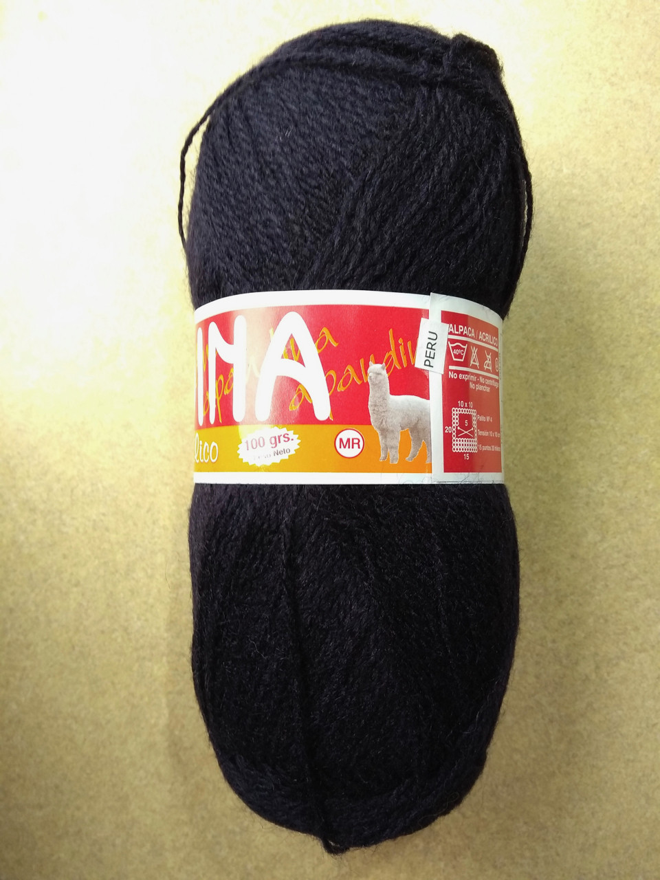 Caricia Alpandina Alpaca/Acrilico Yarn 100 grms. Color 55 Black Made in ...