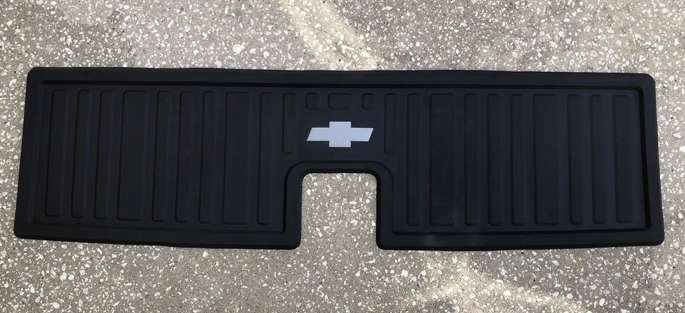 2015-2018 Tahoe Black Cargo Area Premium All Weather Trunk Mat 22823333 ...