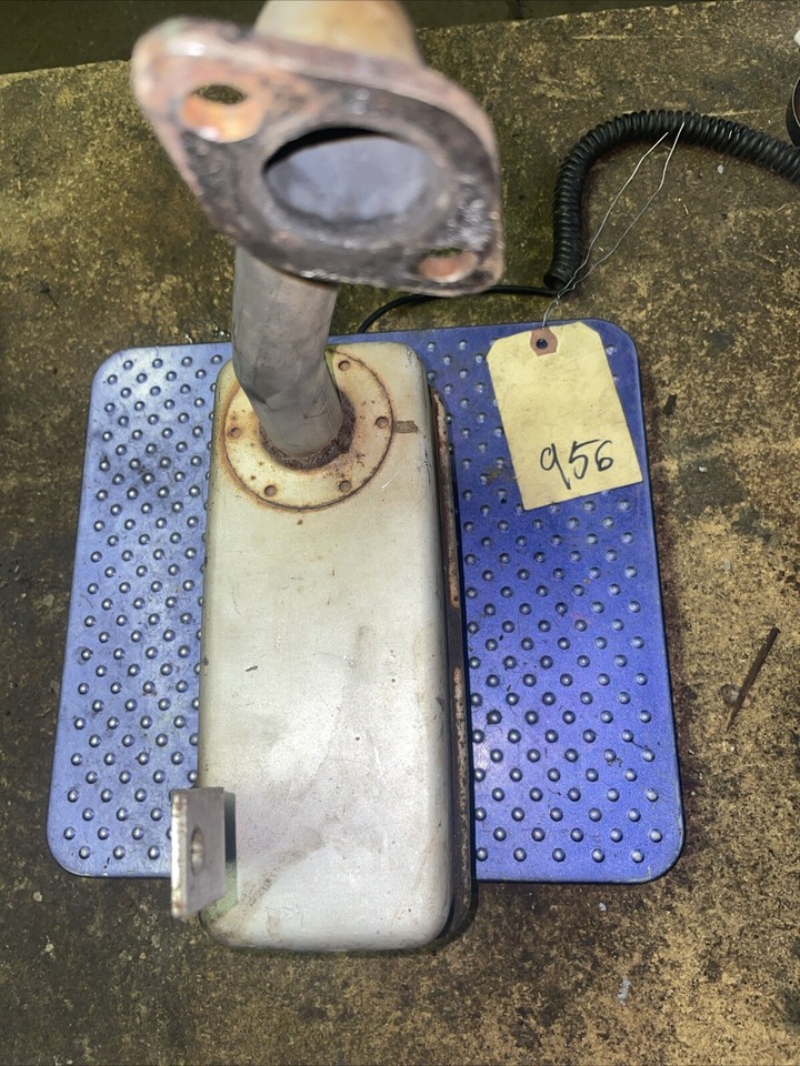 Craftsman Husqvarna AYP Muffler 532137352 137352 STRAIGHT MOUNT | eBay