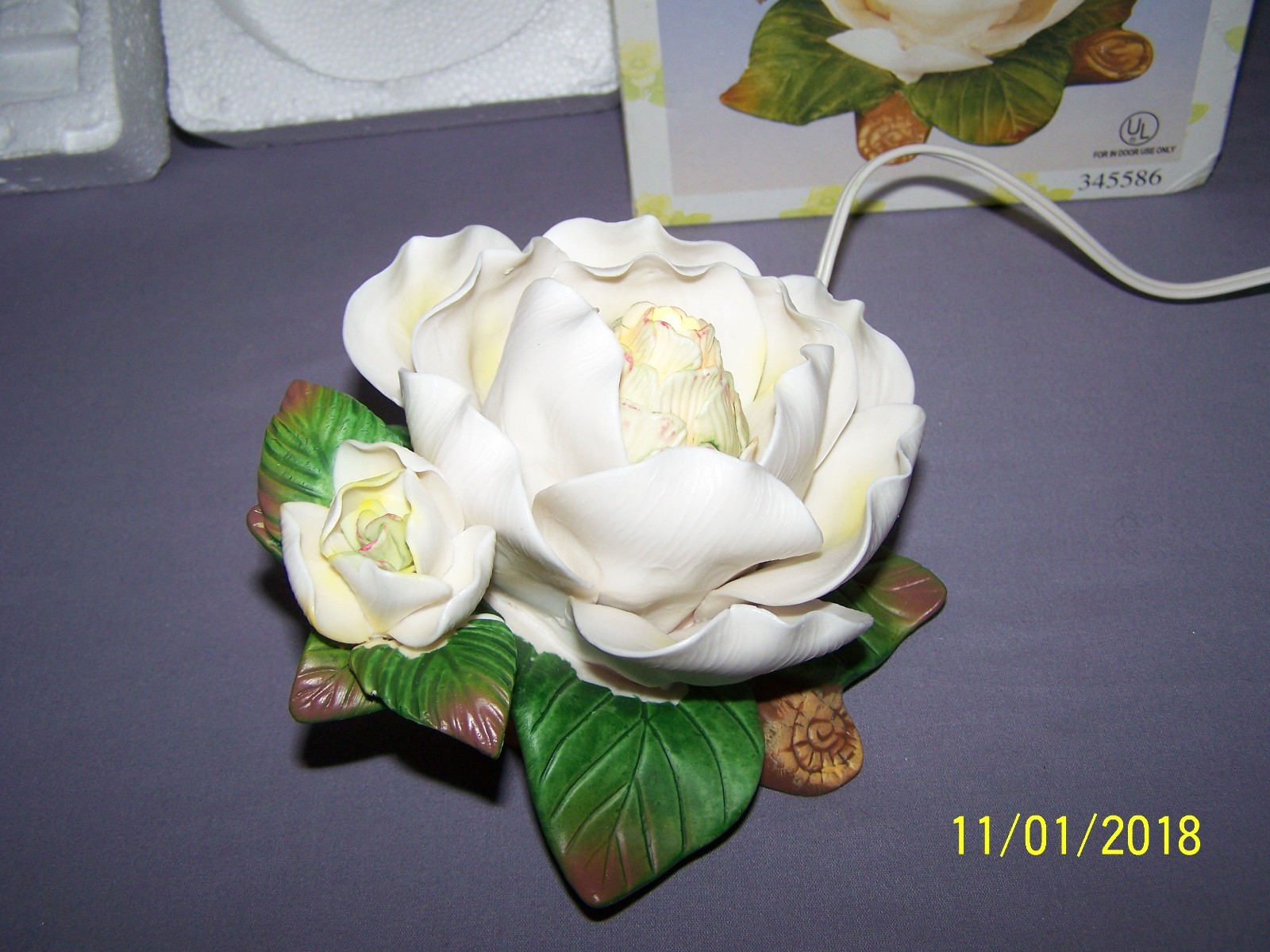 Vtg NIB Porcelain Magnolia Night Light double flowers on branch Table ...