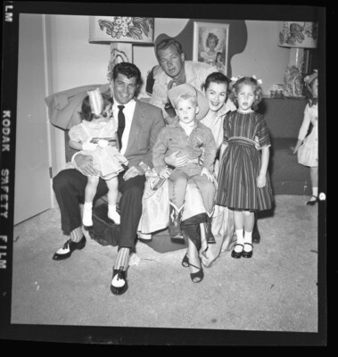 Dale Robertson Barbara Hale Bill Williams Family Pose Original Camera ...