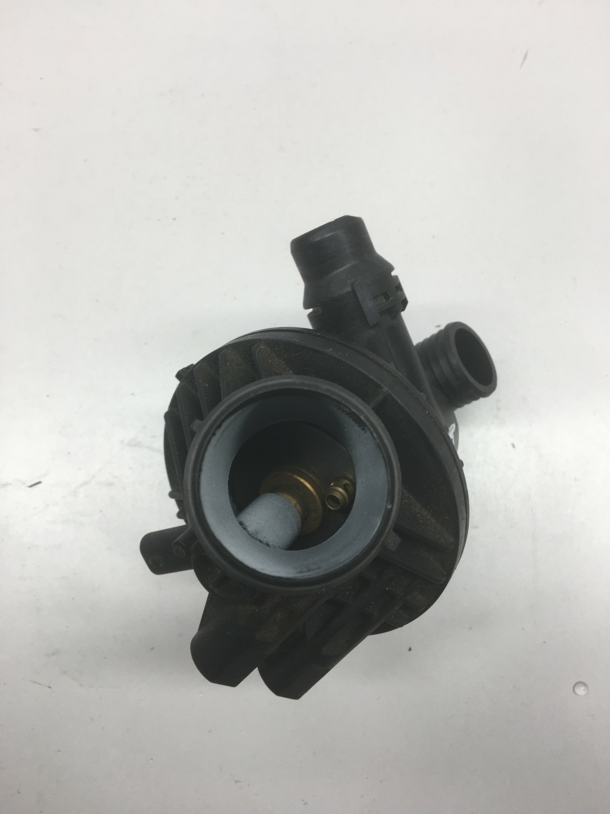 2012 BMW 5 F10 535 Engine Thermostat frame 758678402 3.00 Petrol 225kw ...