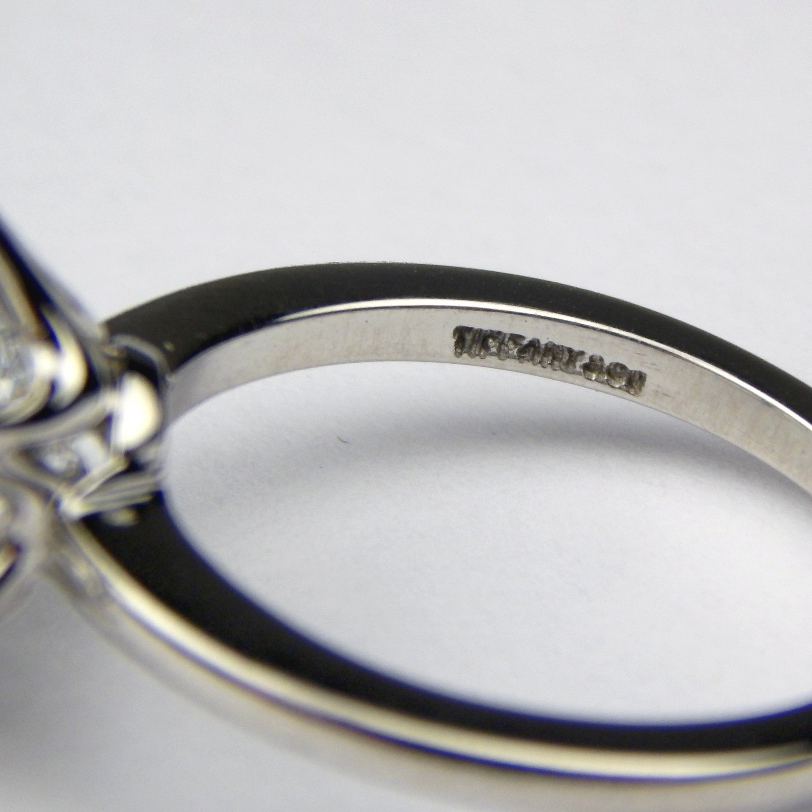 Tiffany & Co. 4.49 ct Diamond Platinum Engagement Ring GIA F / VS2 Size ...