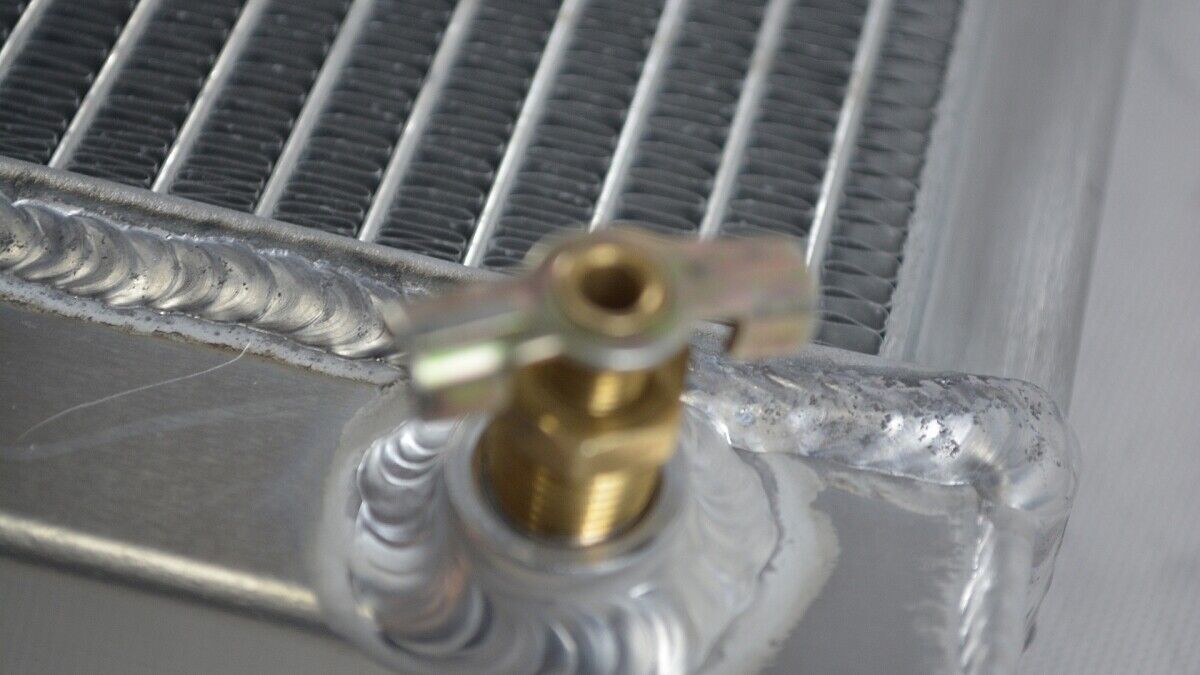 3Row Aluminum Radiator For 1973-87 Chevy C/K Truck Series C10/C20/C30 ...