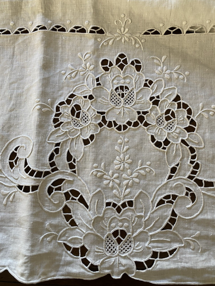 Madeira Richelieu Lace Cutwork Linen/Cotton 108" x 92" Tablecloth Italy ...