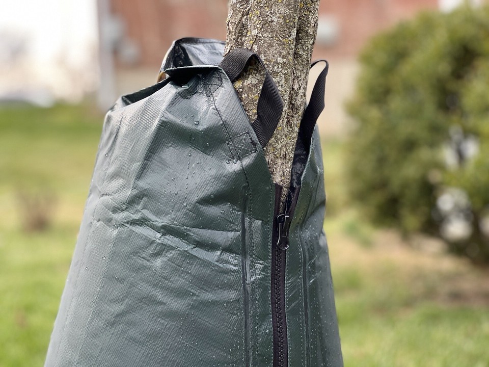 10 Pack - 20 Gallon Tree Watering Bag - Sapling Saver - Around The Home ...