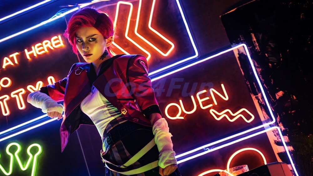 Neon Vi Cosplay