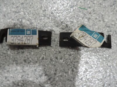 63-67 C2 Corvette Headlight Motor Retainer Brackets (2)-GM #3794287 ...