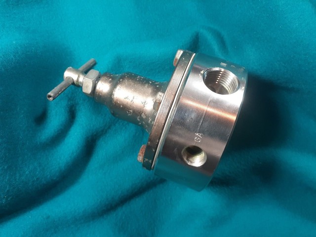 Binks Model 84-601 1/2" Back Pressure Fluid Valve (Regulator) for sale ...