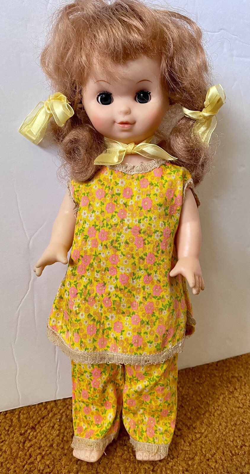 Vintage 70s Doll Sleepy Eyes w/ Girls World Milton Bradley Warminster ...
