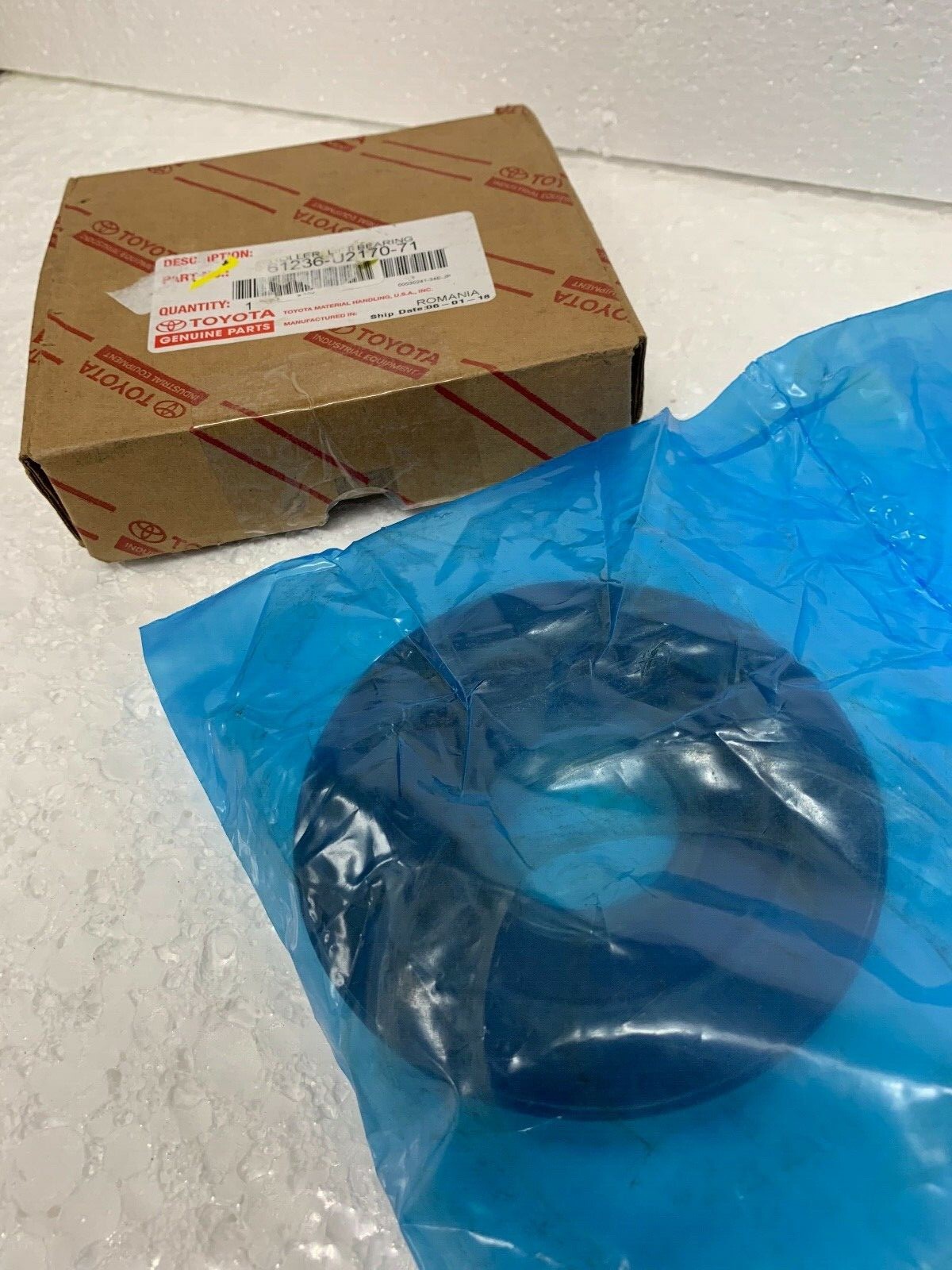 Genuine Toyota Universal Joints 04371-04043 NEW | eBay