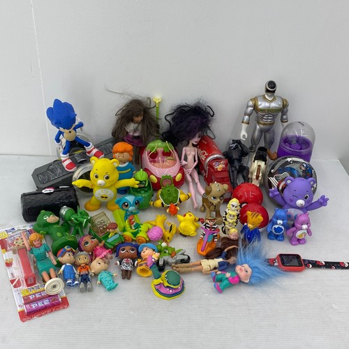 Mixed Toy LOT 10 lbs Sonic the Hedgehog Care Bears OMG LOL Power Ranger ...