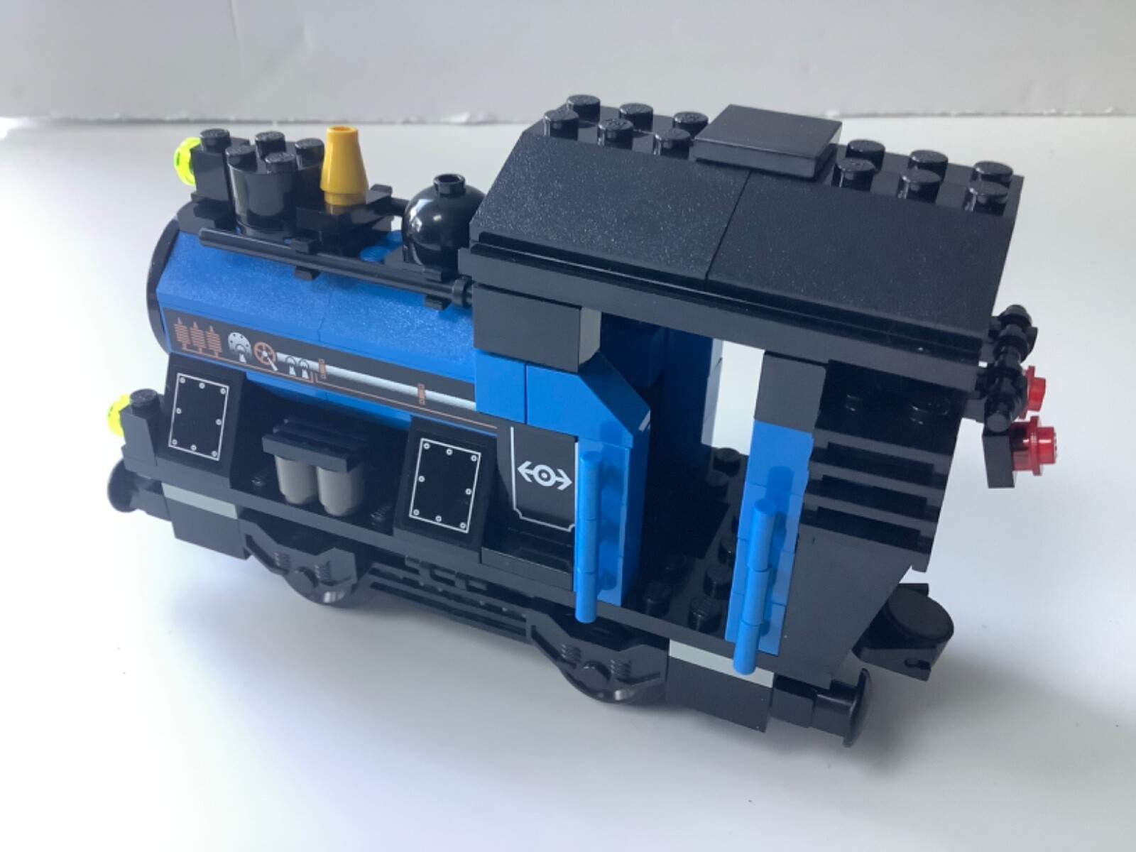 LEGO 3740 My own train Steam Locomotive Blue livery 3743 with ...