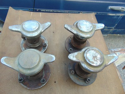 Original MG MGB Knock-Off Wheel Hub SET | eBay