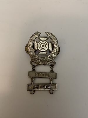 VINTAGE US ARMY EXPERT MARKSMANSHIP BADGE WITH 2 QUALIFICATION CLASPS ...
