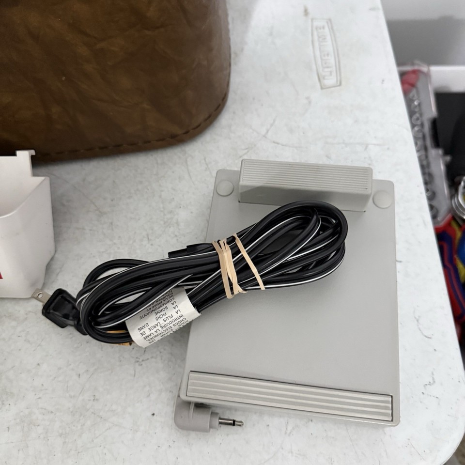 RARE Elna 945 Computer Serger 5 Thread TESTED WORKS | eBay