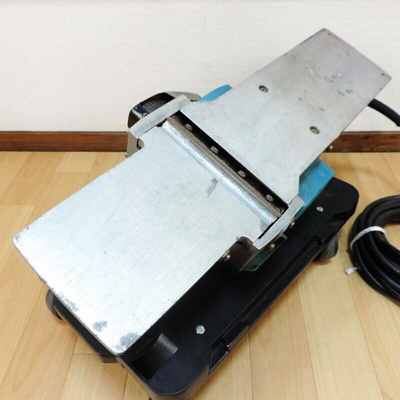 Makita 6 1/8 Planer 1805B 155mm 50-60Hz 1140W 12A 100V 15000RPM Tested ...