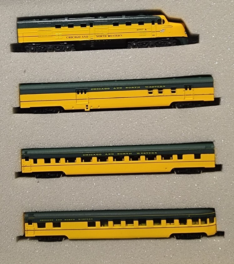Con-Cor N Scale Chicago & North Western Passenger Set "400" Special ...