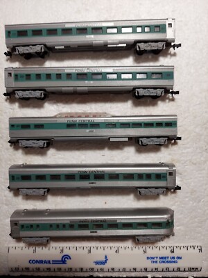 AURORA POSTAGE STAMP TRAINS N SCALE PENN CENTRAL 5 CAR PASSANGER SET | eBay