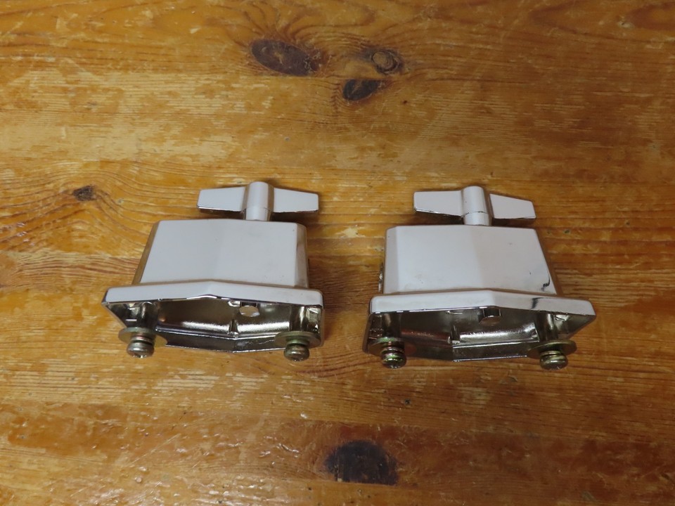 Two Vintage early 1980's Tama Tom Drum Shell Mounts Complete Excellent ...