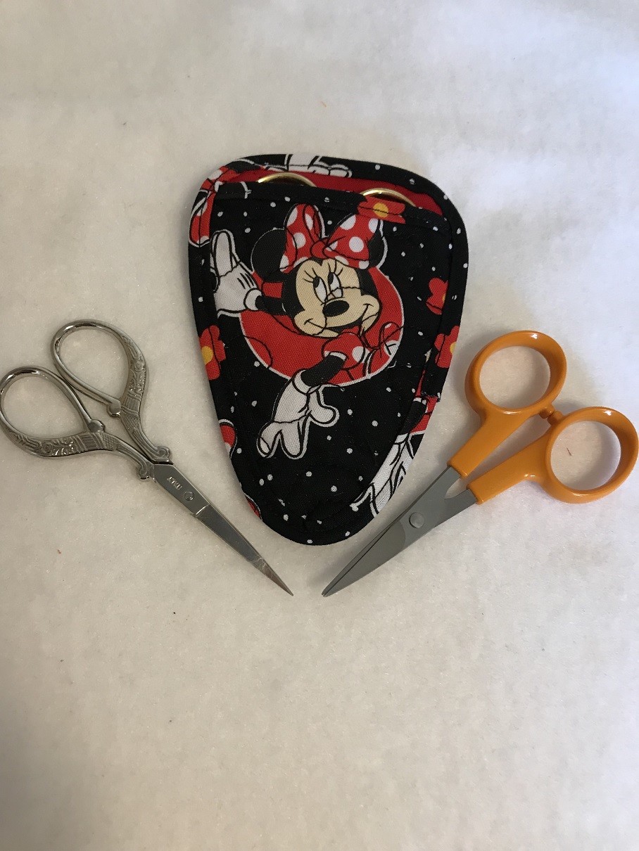 Handmade MINNIE MOUSE IV on black Quilted embroidery needlework scissor ...