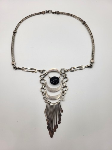 70s Peruvian Intricate Wire Art Silver Alpaca Framed Center Black Stone ...