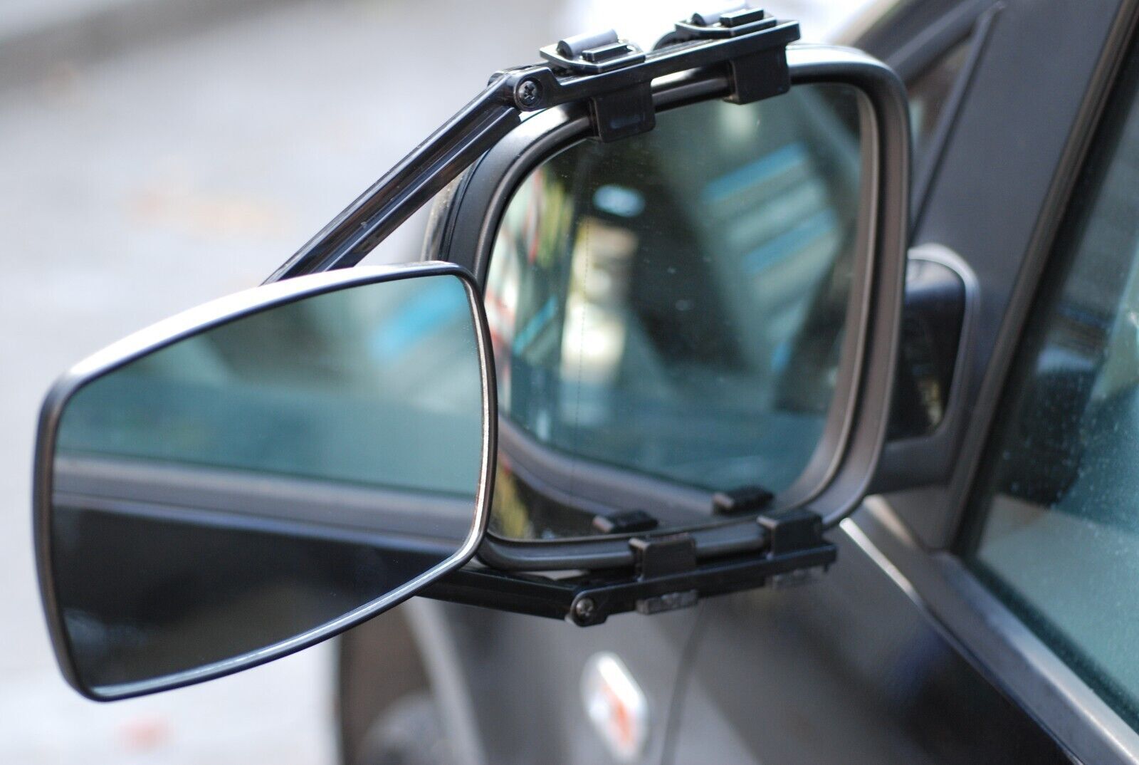 Adjusting Towing Caravan Vehicle Extending Wing Mirror Extension ...