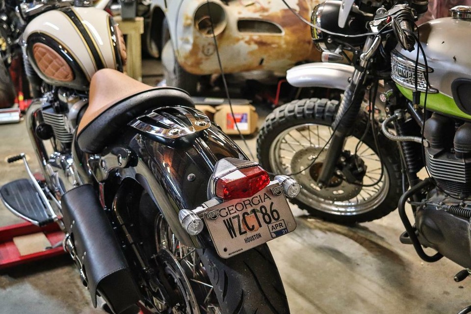 TRIUMPH SPEEDMASTER BOBBER TAIL LIGHT TURN SIGNAL PLUG AND PLAY TAIL ...